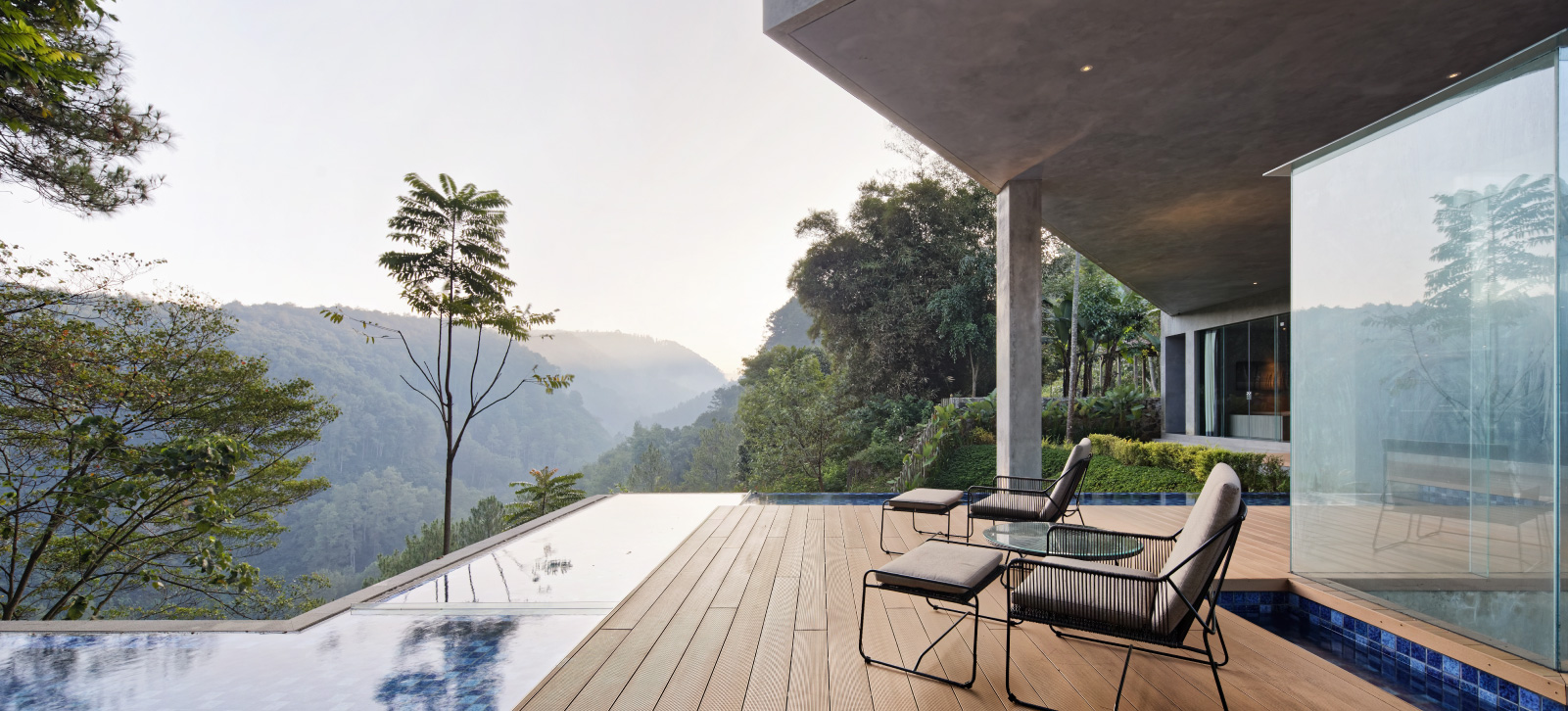 Hanging Villa - TWS & Partners